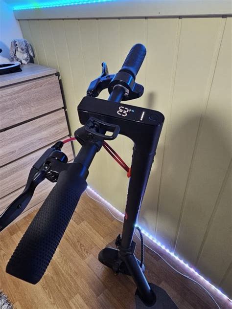 E Goni Pro Crni Romobil ElektriČni 10 S19