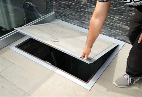 Usa Trapa Beci Pivnita Subsol Gresie Incorporata Ferostil