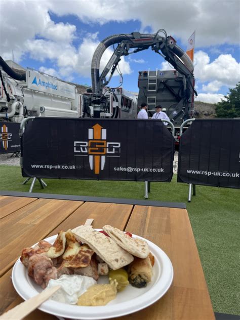 Scott Witcomb On Linkedin Hillheadquarry Constructionshow Plantforce Teamwork Kellytanks