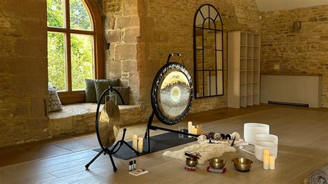 I Tried A Sound Healing Relaxation Class — Heres My Honest Review T3