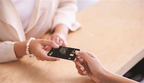 Thẻ Đen Vietcombank Là Gì Ưu Đãi Điều Kiện Và Cách Mở Thẻ