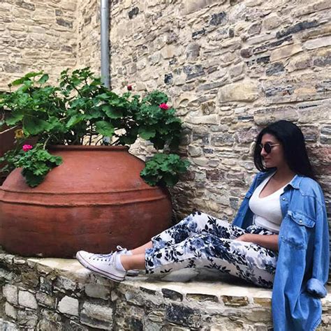 Acid Attack Victim Reshan Khans Open Letter Asks For “a Zero Tolerance Stance” The Etimes