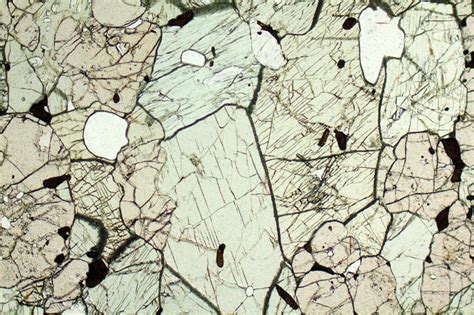 Omphacite Thin Section Andyyahya على X Thin Section Of