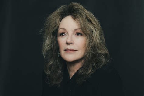 Bonnie Bedelia Facelift