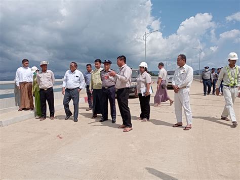 ရခိုင်ပြည်နယ် သယံဇာတရေးရာဝန်ကြီး၊ လမ်းပန်းဆက်သွယ်ရေးဝန်ကြီးနှင့် တာဝန်ရ