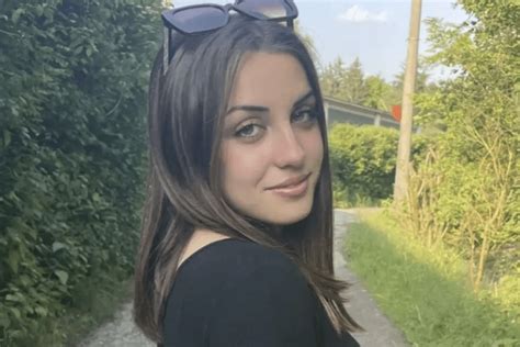 Incidente Nembro La Strada Gelata Ha Ucciso Sofia Gli Amici Diretti Da Mc Donalds Un Forte