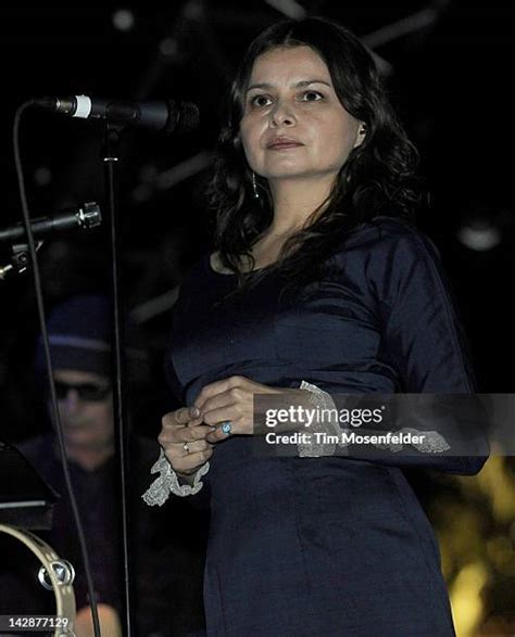 76 Mazzy Star Photos And High Res Pictures Getty Images