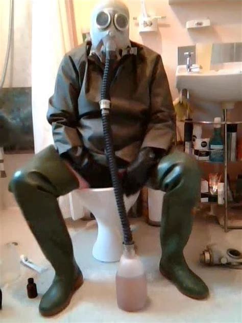 Piss And Popper Inhalation Gay Masturbation Masturbation Porn Xhamster