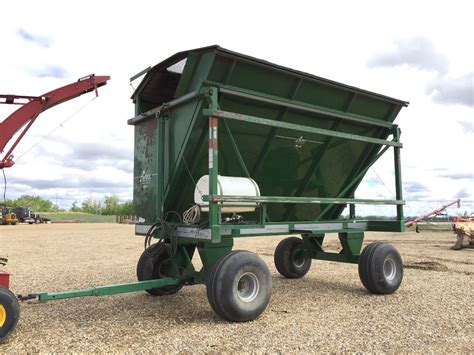 Artex 1100 Hi Dump Silage Wagon Weaver Bros Auctions Ltd