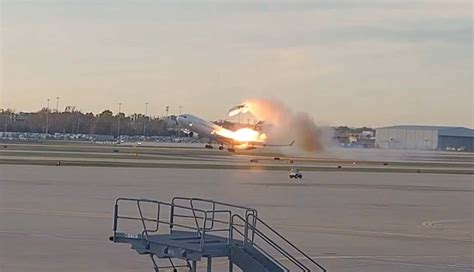 Ntsb Releases Video Of Ups Md 11 Engine Separation