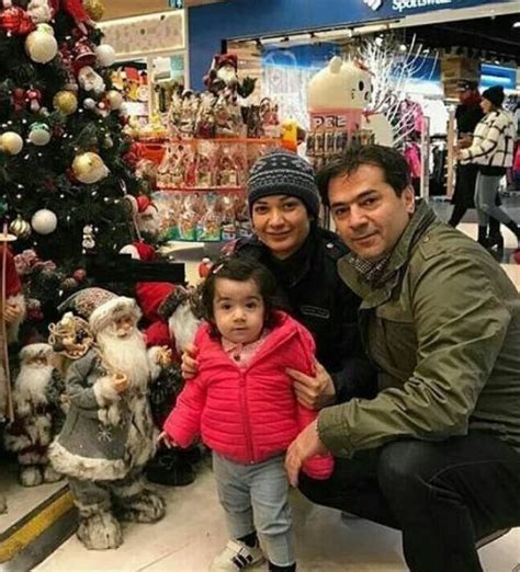 بیوگرافی نسرین نصرتی و عکس همسر واقعی فهیمه معمولی سریال پایتخت