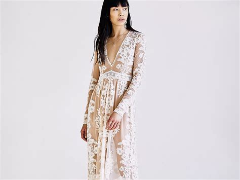 22 Sexy Wedding Dresses For The Daring Bride