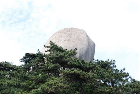2025仙桃石游玩攻略 天柱山的仙桃石是天柱山众多 去哪儿攻略