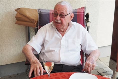 Zomrel Najstarší Trnavčan Veterinár Július Molnár TrnavskÝ Hlas