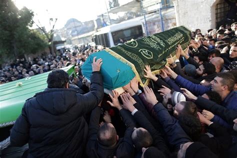Sefa Kalyanın Cenazesine Her Renkten Taraftar Katıldı Onedio