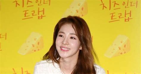 사진 산다라박티없이 맑은 미소