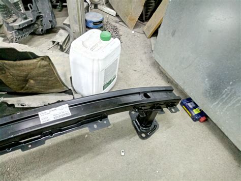 752100087R усилитель переднего бампера рено флюенс — Renault Fluence, 1 ...