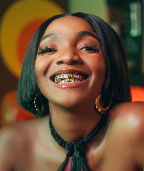 Singer Simi Flaunts New Teeth Grills P M News