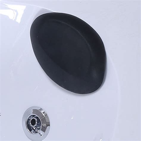 Contemporary Triangular Corner Bathtub With Back To Wall Design