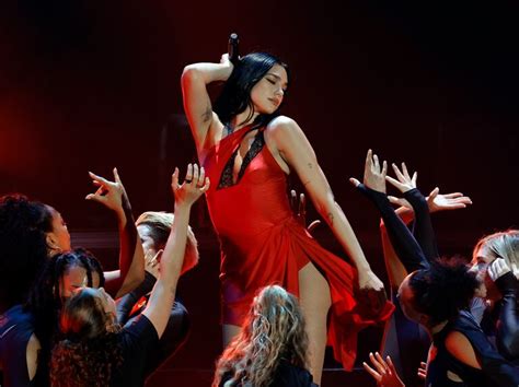 Best Dua Lipa Lyrics To Quote In Your Instagram Captions