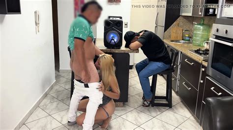 Dancing With My Best Friend Reggaeton S Girlfriend And