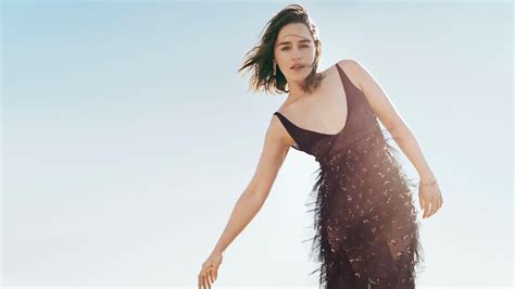 1920x1080 Resolution Emilia Clarke In Outdoor Sun Light Photoshoot