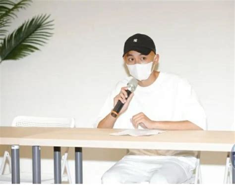 Aaron Yan Sexually Assaulted A 17 Year Old Minor Qiu Yaole Who Was Suspected Of Filming A Live