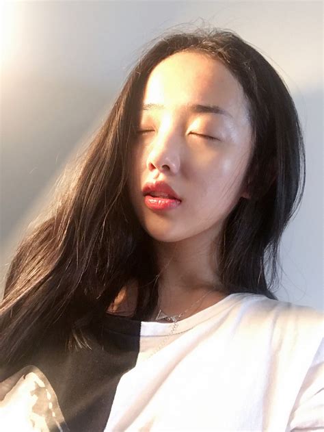 大学生王美琳淫荡自拍流出 全色网