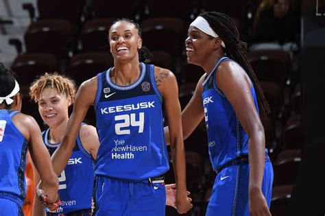 At Least 25 Of The Players In The Wnba Playoffs Are Lgbtq And Out