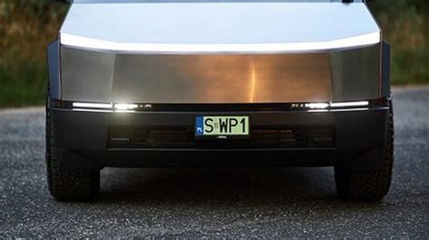 Pierwsza Tesla Cybertruck Zarejestrowana W Polsce Oto Dowód Booppl