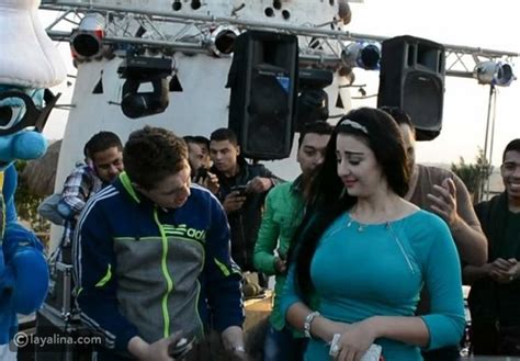 فيديو صافيناز والمطربة بوسي ترقصان في عيد ميلاد ابن بوسي