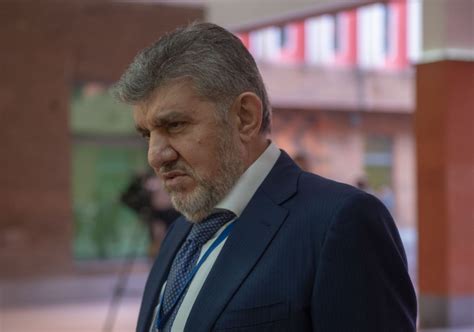 Ara Abrahamyan Après Une Attente De Plus De 5 Heures à Laéroport