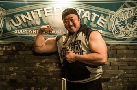 當「大塊頭」馬東石遇上「巨石」dwayne Johnson：他們打架誰會贏？ Ksd 韓星網 明星