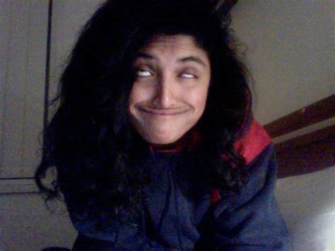 Pretty Girls Ugly Faces 60 Pics