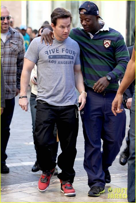 Mark Wahlberg Ellen And Extra Appearances Photo 2793931 Ellen