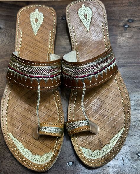 Tilla Zari Ancient Kohlapuris Chappal Indian Traditional Kohlapuris
