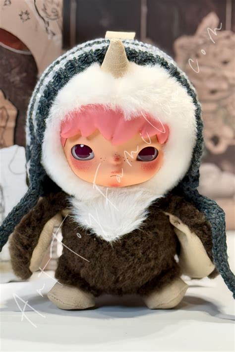 Hirono Mist Walker Blind Box Series Pop Mart Art Toy Familia