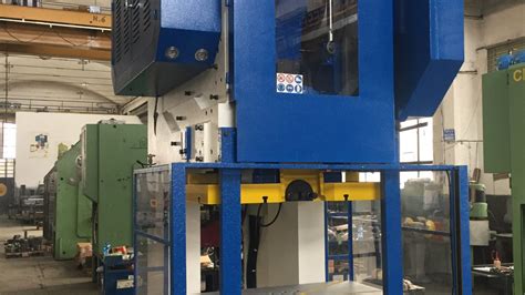 CERINI KN-700 I.F. – Cerini Presse