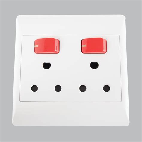 16 Amp Plug New Rsa Socket Usb SchukoÂ â€“ 4 X 4 Leroy Merlin