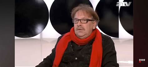 Megható Módon Idézi Meg Apja Szellemét Bajor Imre Fia Le Sem