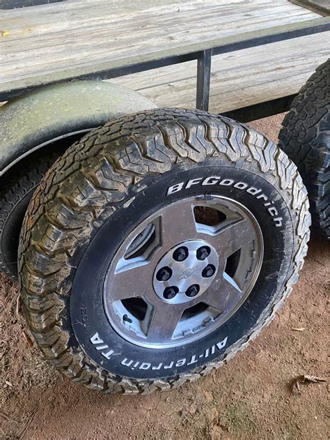 Polished 17s And 33 In All Terrains Car Wheels Tires And Parts
