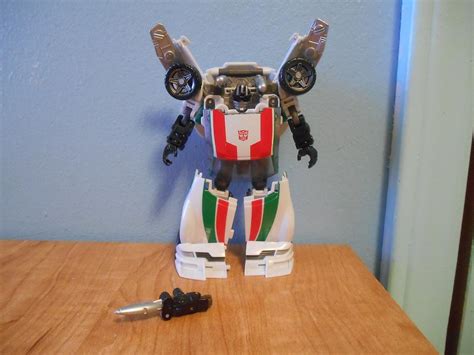 Transformers Generations Wheeljack Deluxe Class Complete 1802394603