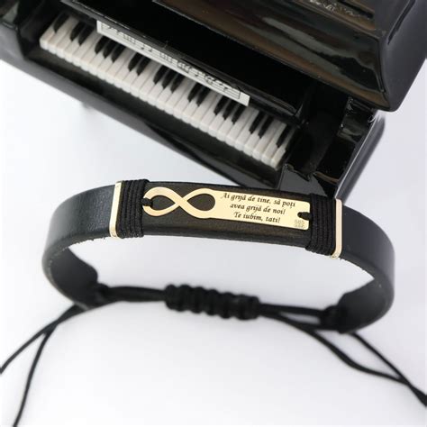 Bratara Piele Si Placuta Din Aur 14k Personalizata Cu Infinit Si Mesaj