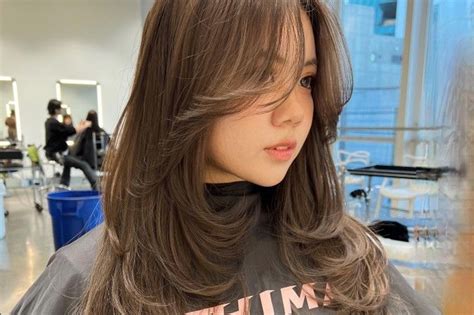 Lagi Hits Inilah Model Potongan Rambut Wanita Butterfly Dijamin Bikin