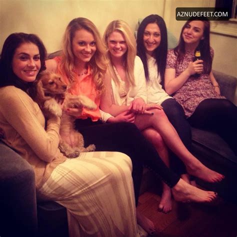 Caitlin Cooke Feet Aznudefeet