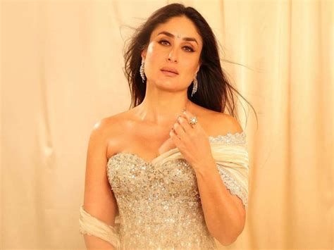 In Pics Kareena Kapoor Looks Mermerising In Statement Manish Malhotra