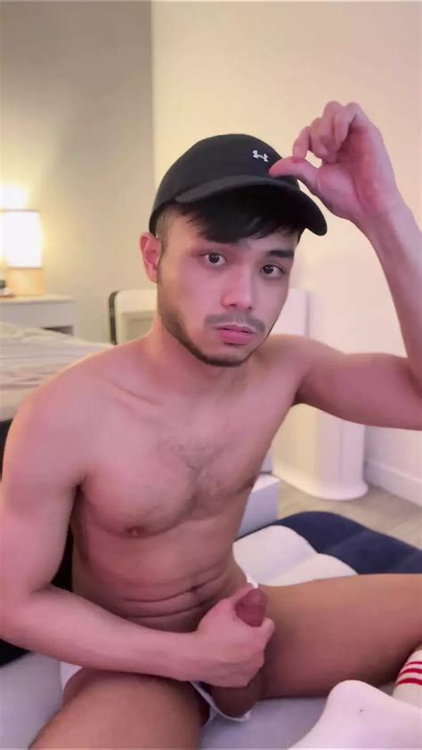 Its Hard To Use Pc When Stroking Cock Xhamster