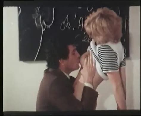 Vidéos Porno Gratuites Comédie Xhamster