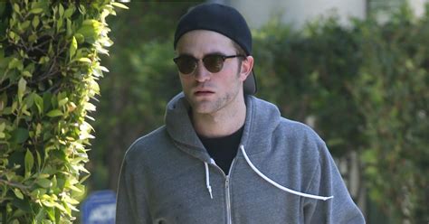 Robert Pattinson After Engagement Rumors Pictures Popsugar Celebrity