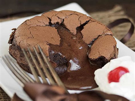 Melted Chocolate Cakes Seasons And Suppers